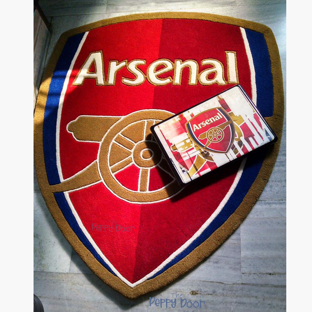 Arsenal Crest Rug – The Peppy Door